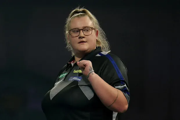 Beau Greaves makes stunning historic PDC first just six months - BazeOnline